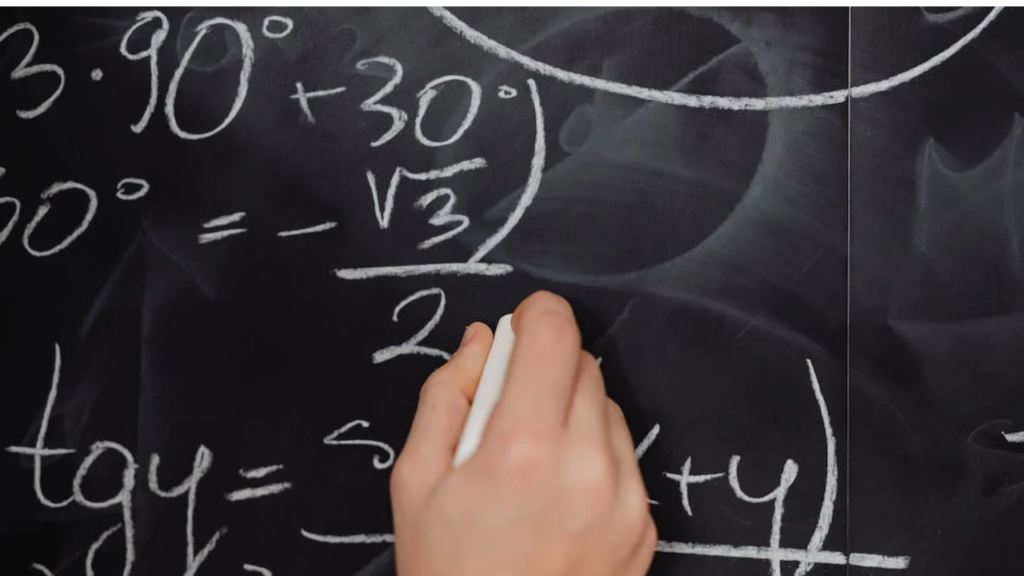 What is a vector space and axioms? - Codebinxprime